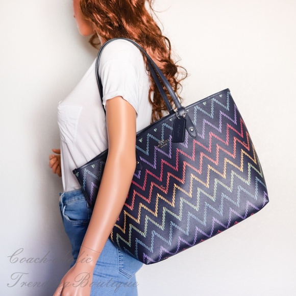 Coach | Bags | Coach F6698 Reversible City Tote With Geo Chevron | Poshmark